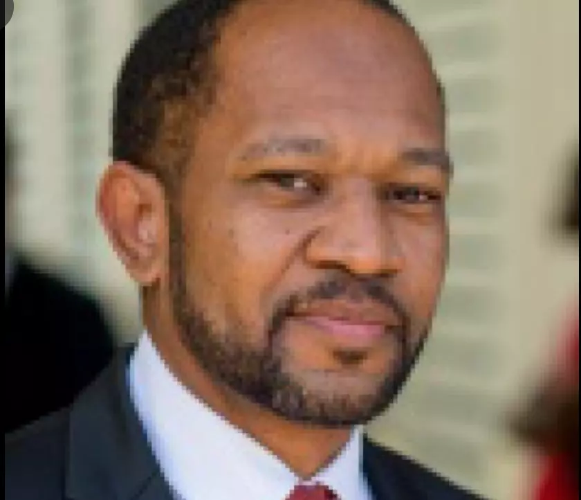 Michel Geoffroy, élu nouveau président de l'Université des Antilles ...
