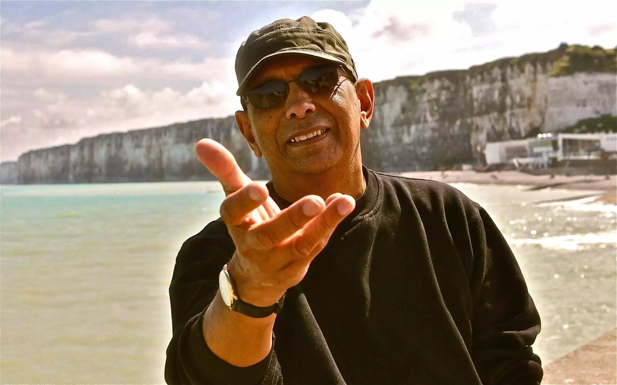 Pluie d’hommages après la disparition du cinéaste guadeloupéen ...