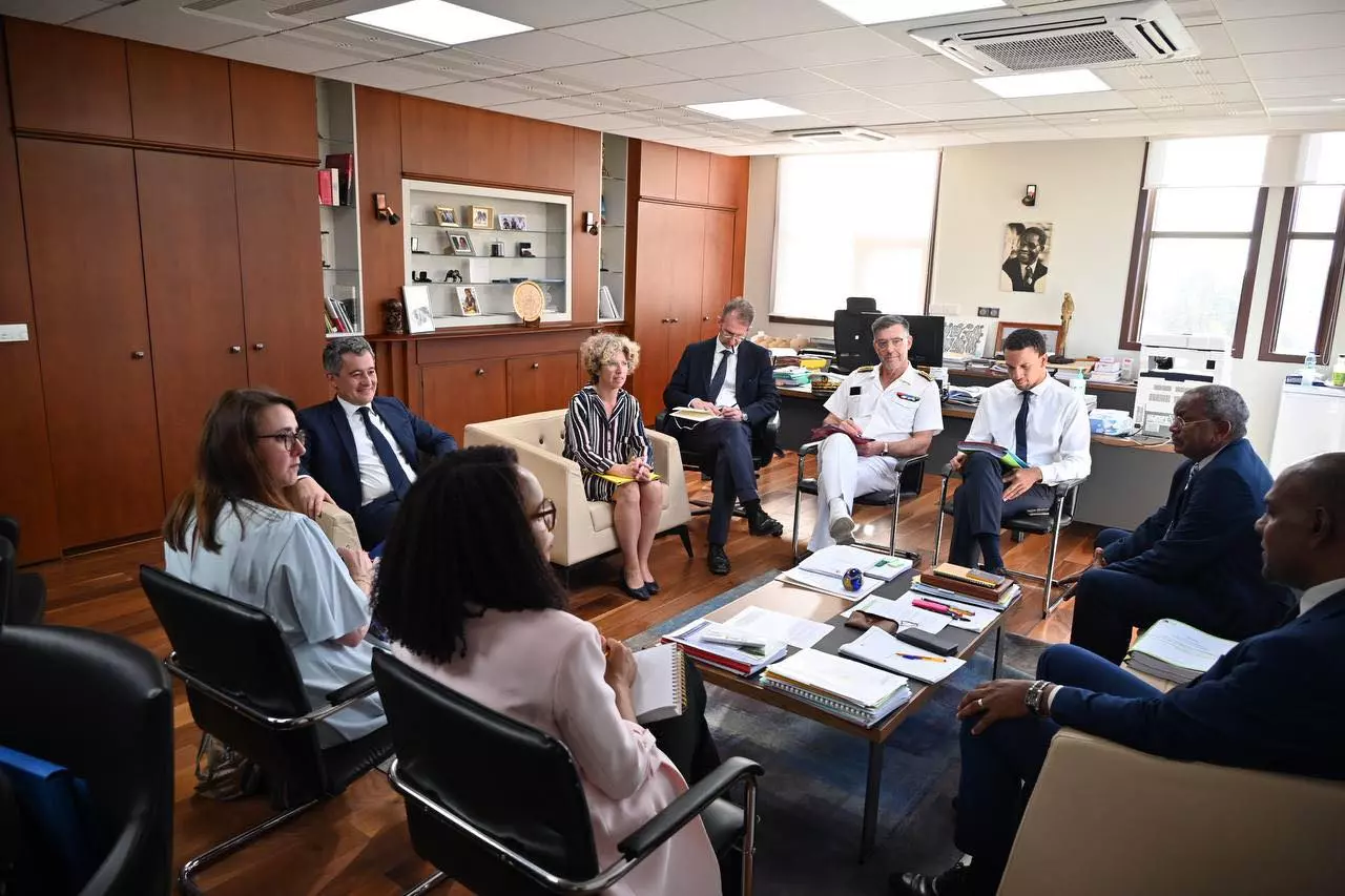 Statut de la Martinique: le gouvernement dit étudier "plusieurs ...