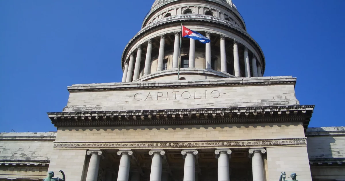 Cuba adopte un nouveau code pénal qui réprime davantage la contestation ...