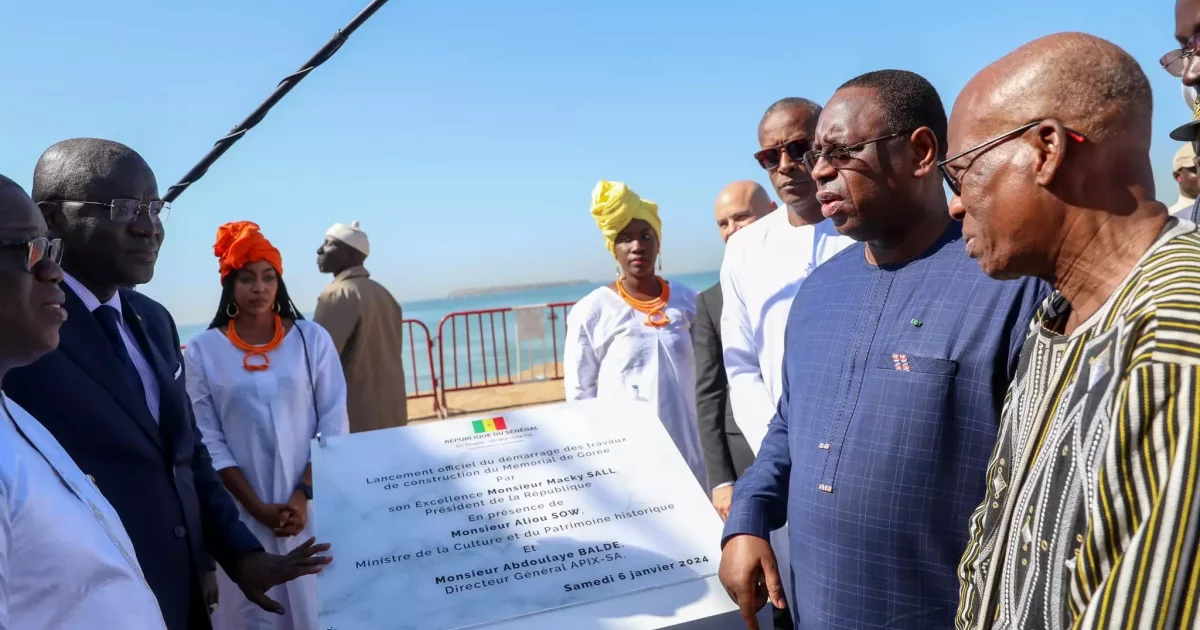 Esclavage : le président sénégalais lance les travaux du Mémorial de ...