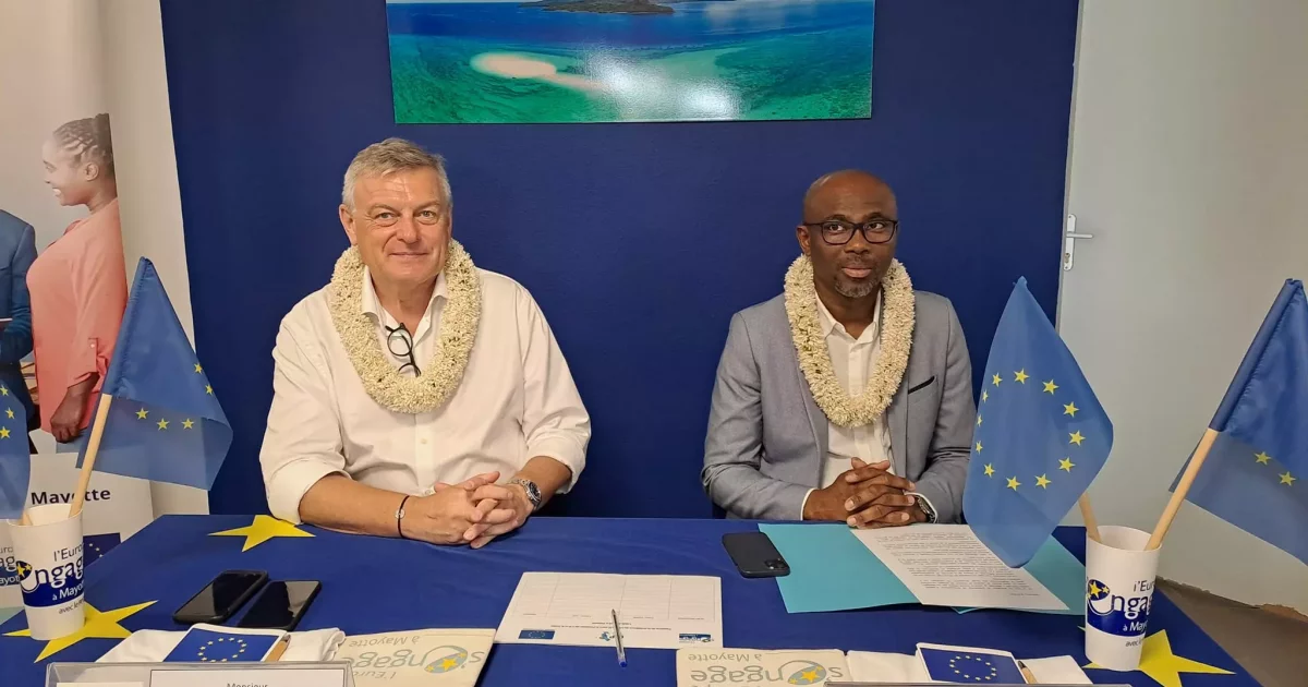 Le Président du Conseil départemental de Mayotte Ben Issa Ousséni prend ...