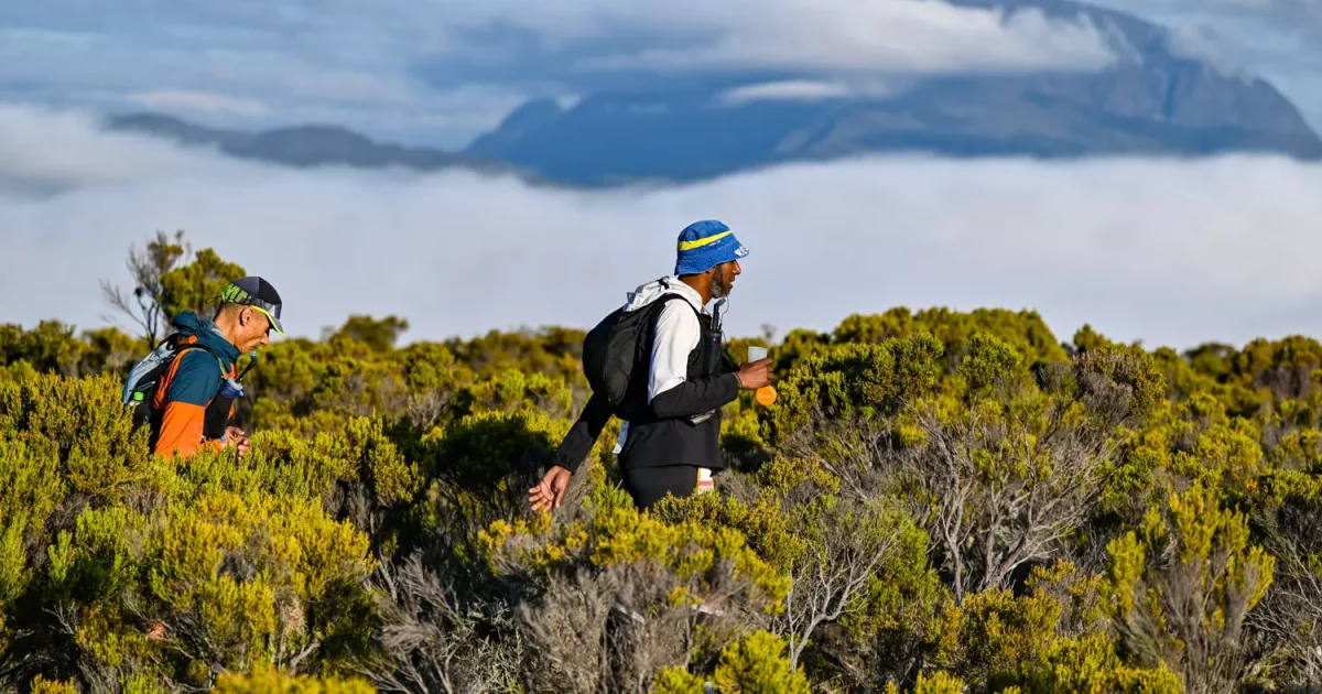 Grand Raid 2025 : Plus de 3 000 traileurs en piste pour affronter le ...