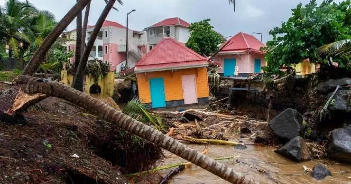 La tempête Melissa, renforcée en ouragan, poursuit sa route meurtrière ...